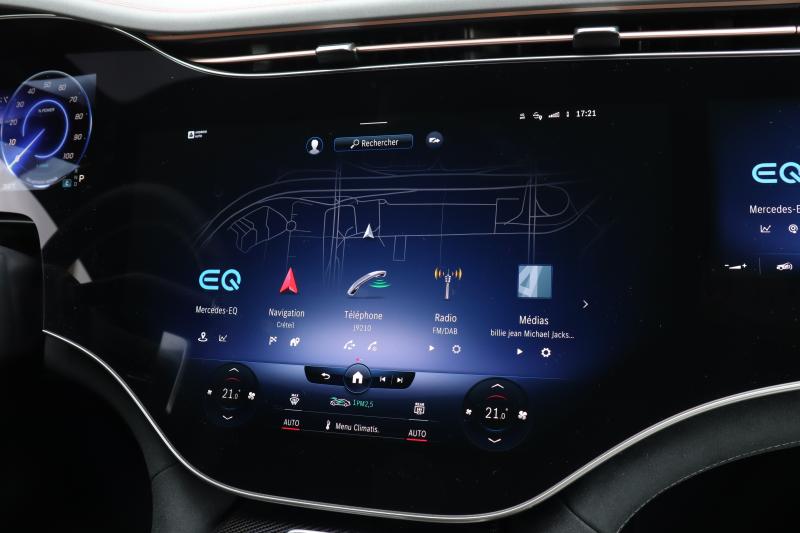 Diaporama - Le système multimédia Hyperscreen de la Mercedes-Benz EQS ...
