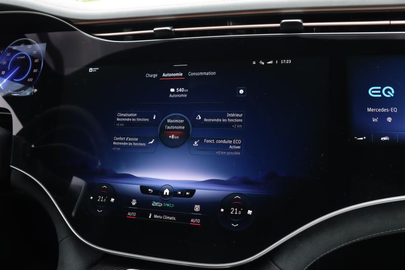 Diaporama - Le système multimédia Hyperscreen de la Mercedes-Benz EQS ...