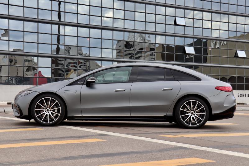 Diaporama - Les électriques polyvalentes | BMW iX vs Mercedes EQS ...