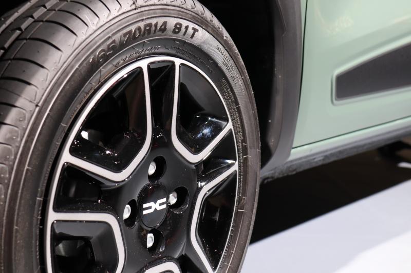 Album photo - Dacia Spring | Nos photos du modèle restylé avec le Dacia ...