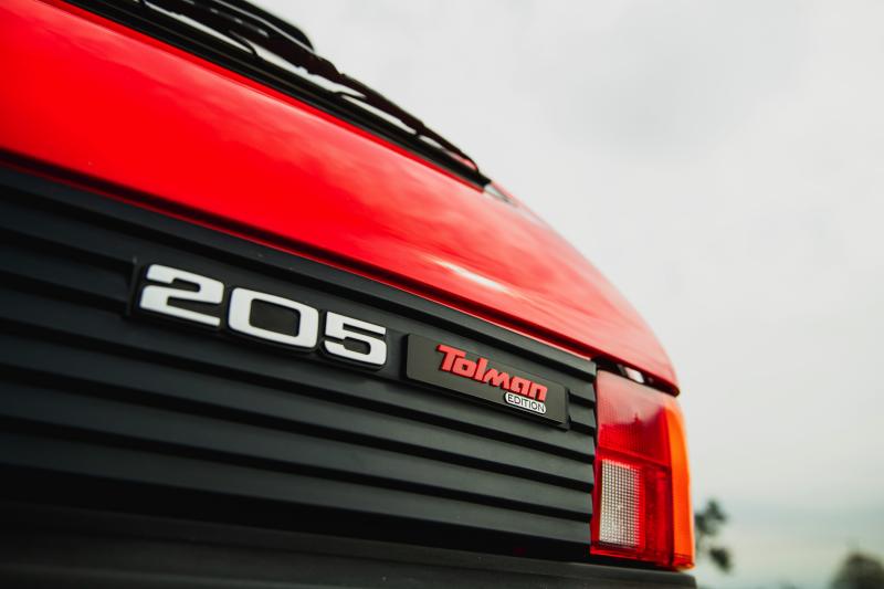 Album photo - Peugeot 205 GTI | Les photos du restomod signé Tolman ...