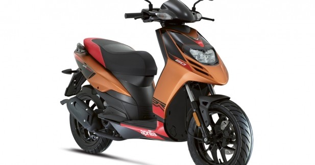 Aprilia SR Motard 50 : disponible en concessions