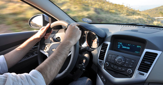 Entretien voiture, guide achat gps, lexique automobile - Autonews