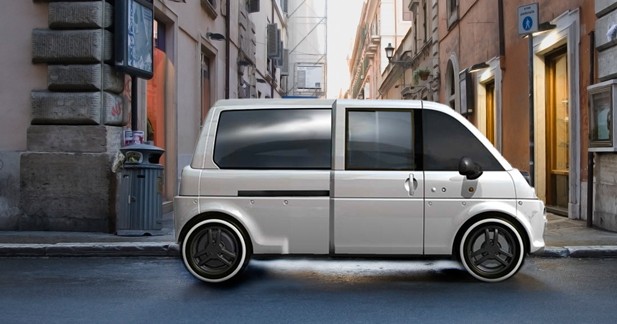 Une nouvelle direction pour Mia sur fond de crise