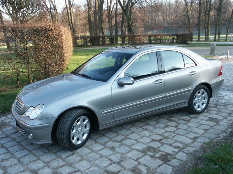 Album photo - Mercedes C 220 Cdi A - Autonews