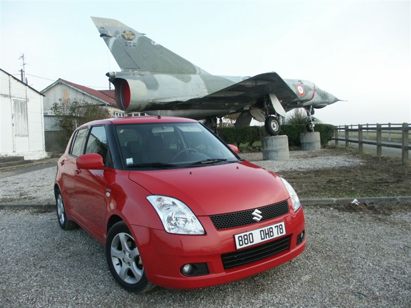 Album photo - Suzuki Swift 1.3 DDiS - Autonews