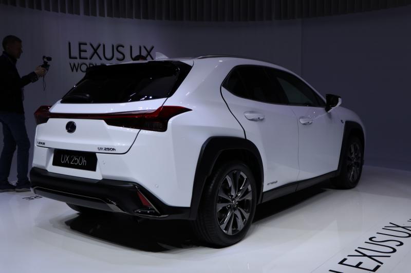 Album photo - Lexus UX | nos photos depuis le salon de Genève 2018 ...
