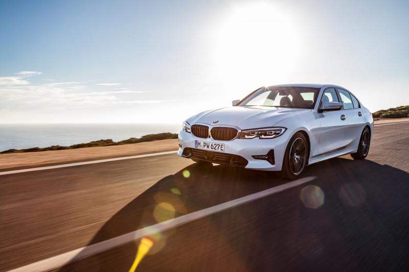 Album photo - BMW M330e | les photos officielles de la berline - Autonews