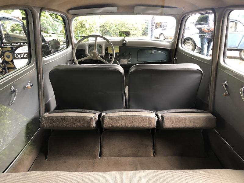 Album photo - 100 ans de confort | Les Citroën Traction Avant en images ...