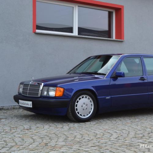 Mercedes 190E “Azzurro” : une youngtimer colorée en série limitée