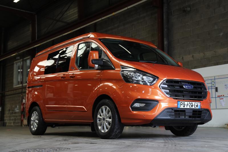 Album photo - Klubber version Ford Transit Custom | nos photos du van ...