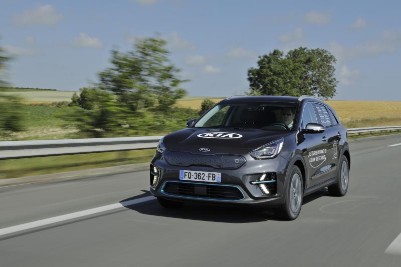 Album photo - Tour de France Kia 100% électrique : les photos du road ...